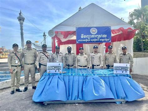 ស្នងការនគរបាលខេត្តកណ្តាលដាក់ទីបញ្ជាការស្រាលចំនួន ២ទីតាំង ដើម្បីជួយប្រជាពលរដ្ឋក្នុងពិធីប្រណាំងទូក ង