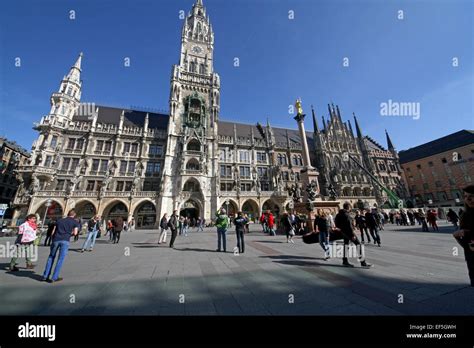 New City Hall Neues Rathaus Marienplatz Munich Germany 17 March 2014