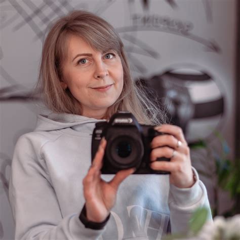 Nadushas Mir ☀️Чтобы жить нужно солнце свобода и маленький цветок Ганс Христиан Андерсен