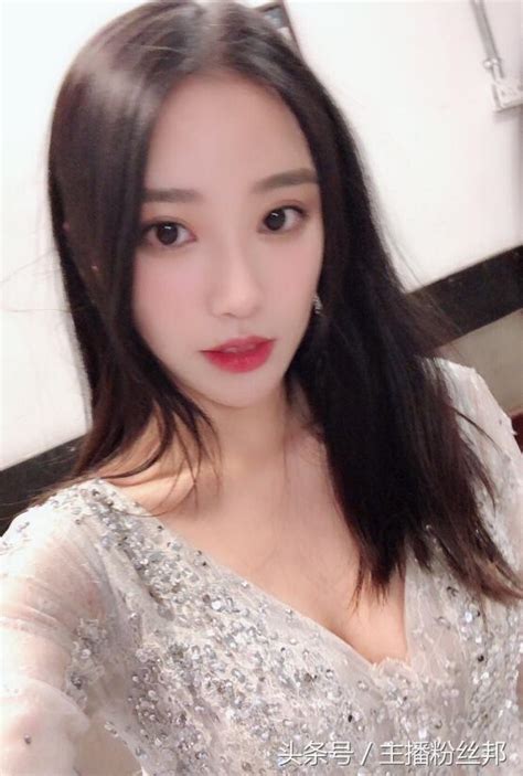 斗鱼小苏菲壁纸斗鱼小苏菲斗鱼壁纸大山谷图库