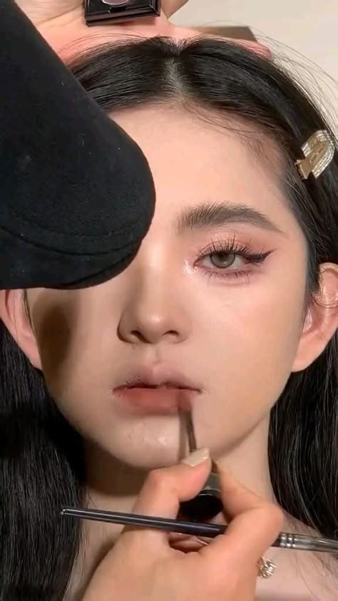 Pin De Minatosaki Lale En Pins Creados Por Ti Celebridades Chicas Ropa