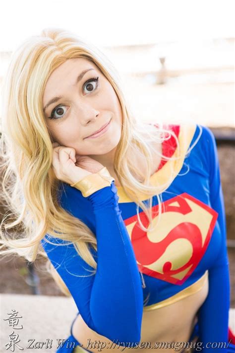 Galaxy Fantasy Cosplay Uncanny Megan Se Viste De Supergirl