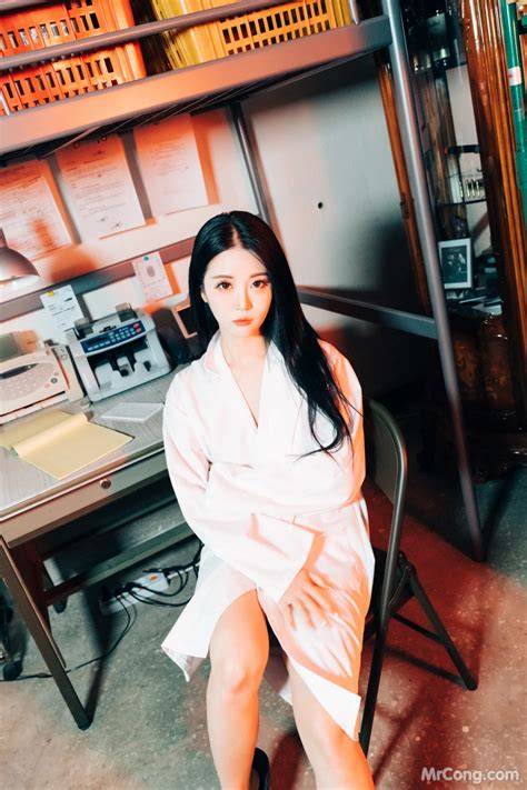 Loozy Bomi Secret Treatment Photos