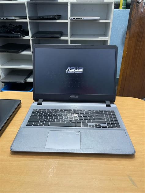 Asus X507U - Mero Laptop