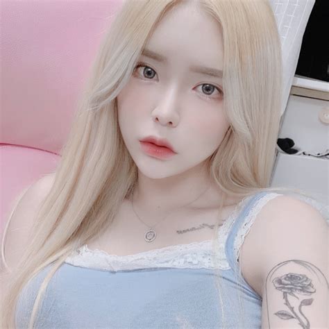 Yuka Is So Perfect Girlcrush Bomi Kpop Ulzzang Girlcrushbomi 보미 걸크러쉬 Zia Taeri Yuka