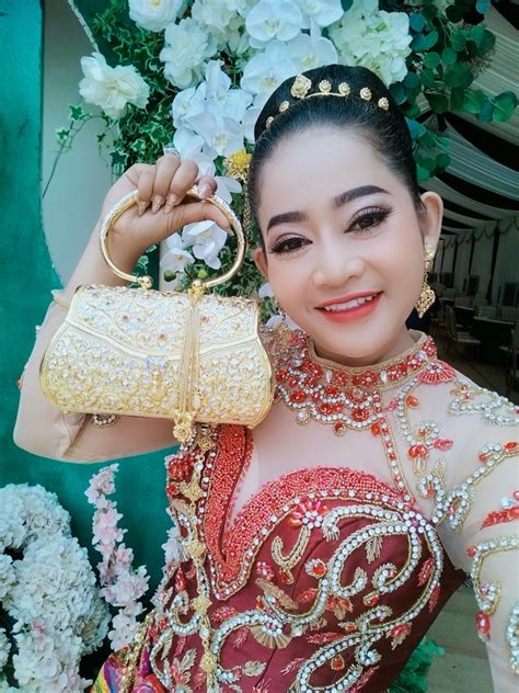 ហែលឆ្លងរឿងល្អក់កករច្រើនរាប់ភ្លេច ចុងក្រោយ ខ្ញុងនិងប្តី បែកគ្នាទាល់តែបាន Khmerload Cambodia