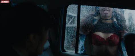 Naked Medalion Rahimi In Before I Fall