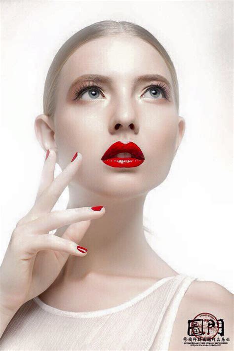 Model Luba Ready For Elite Model Management Thailand