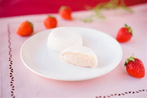 八天堂が期間限定「くりーむパン あまおう苺」発売開始 毎年人気の季節フレーバー