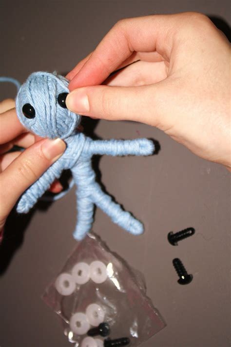Heidi Babed Thai String Dolls Tutorial
