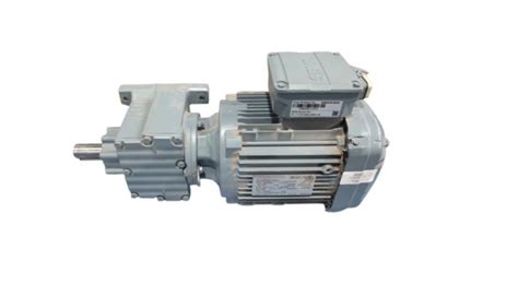 R27 Drn90l4 And8 Th Servo Motor By Sew Eurodrive