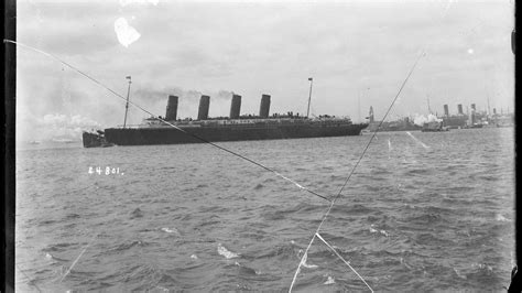Dead Wake Erik Larson Recounts The Lusitania Tragedy Newsday
