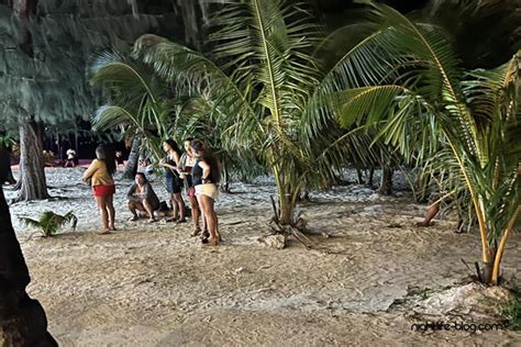 Boracay Nightlife And Women Beach Bars And Disco Clubs