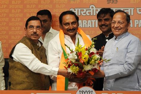 Kiran Kumar Reddy Jolt To Congress Former Andhra Cm Kiran Kumar
