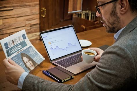 Fixed Index Annuity Vs Variable Annuity Key Differences