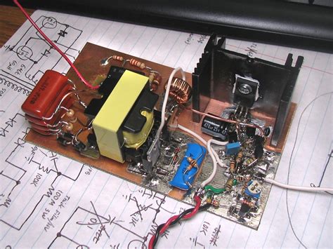 Ac Why Does This Optocoupler Circuit Work Without Getting Destroyed Electrical Engineering