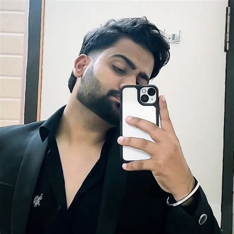 𝑨𝑹𝑵𝑨𝑽 𝑻𝑯𝑨𝑲𝑼𝑹 thakur abhinav pratap singh on threads