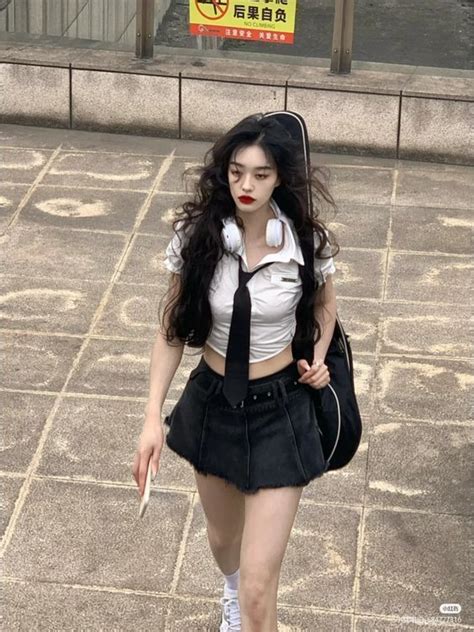 Grunge Aesthetic Outfit Ideas 🌚 Idee Vestito Idee Di Moda