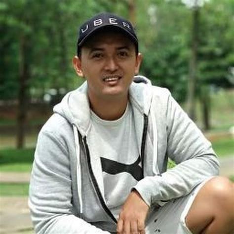 Ikhmalikhmal Youtube