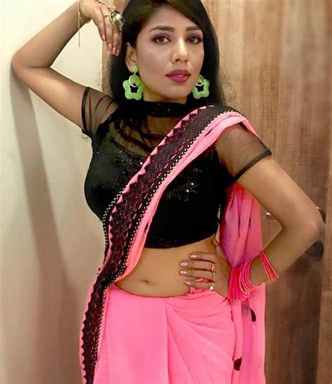 Atm Bhabhi Web Series Voovi Actress Name Story Crew Release Date Trailer Watch Online