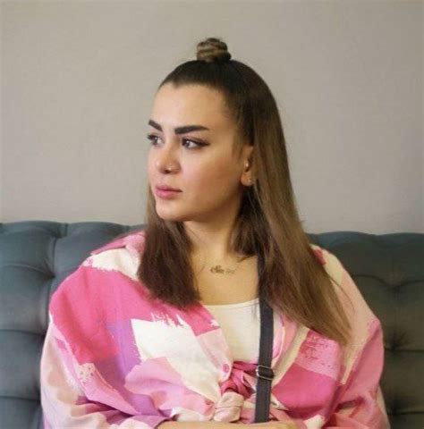 کلینیک دندانپزشکی دکتر نایینی خدمات درمانی و زیبایی دندان