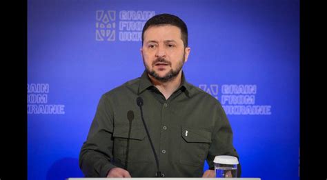 Зеленский намерен запретить на Украине работу религиозных организаций связанных с РФ