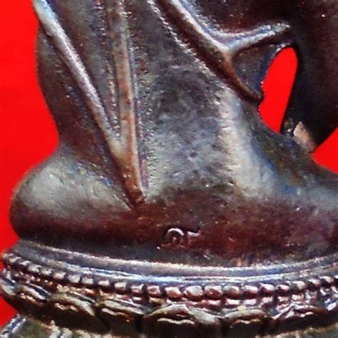 ของแท้ต้องแบบนี้ พระกริ่ง 72 พรรษา รัชกาลที่ 9 พระพุทธนวมมหาราชายุจฉับปริวัตนมงคล สุดสวย 58