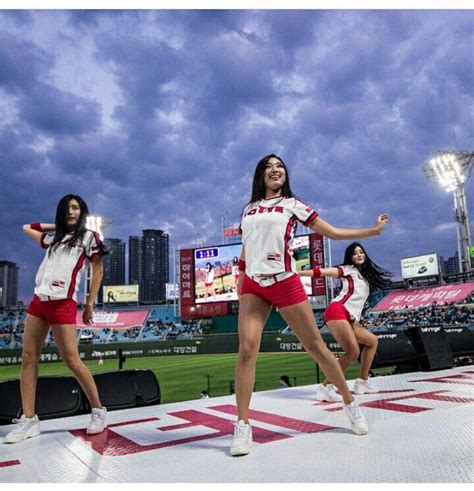 날좋고 분위기좋고 야구있어좋고 사직야구장 사직구장 Sajikstadium Lottegiants 롯데자이언츠 Kbo Koreanbaseball