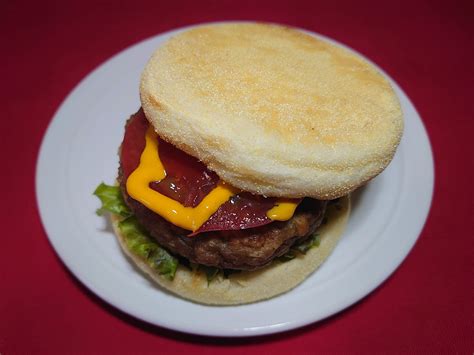 イングリッシュマフィン（ハンバーグ） 古木ベガスのブログ