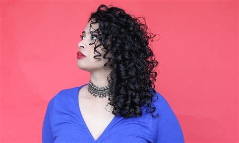 Cantu Curl Activator Review And Steps To Use It On Wavy Curly Hair