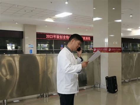 饮服中心开展疑似食物中毒应急预案演练