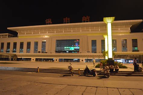 西成客专车次时间表流出早七点到晚十点平均15分钟一趟