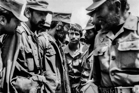 تصاویری ویژه از حضرت آیت‌الله خامنه‌ای در دوران دفاع مقدس شهرآرانیوز