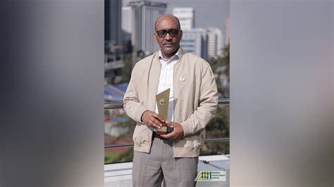 የዋንዛ ፈርኒሺንግስ ኢንዱስትሪ ዋና ስራ አስኪያጅ አቶ ምስጋናው ተወልደ ያስተላለፉት መልዕክት Youtube