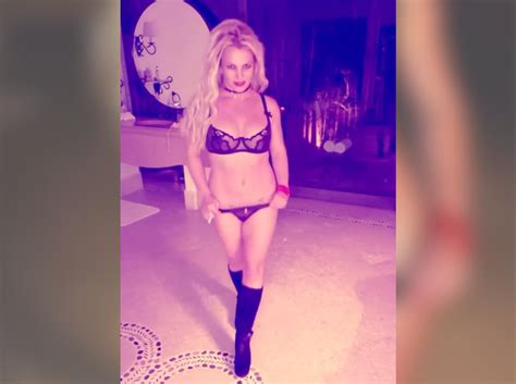 Britney Spears Rants About Mysterious Ex During Trip To Turks Caicos