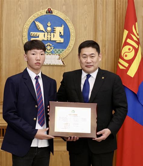 Олон улс тив дэлхийн тавцанд амжилт үзүүлсэн хүүхдүүдэд мөнгөн шагнал олгох БАТЛАМЖ гардууллаа