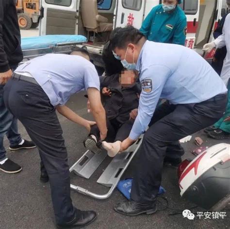 入户走访途中路遇交通事故，镇平交警及时救助受伤群众！救护车梁范安全常