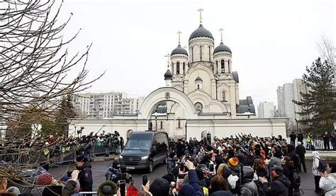 Алексея Навального похоронили на Борисовском кладбище в Москве