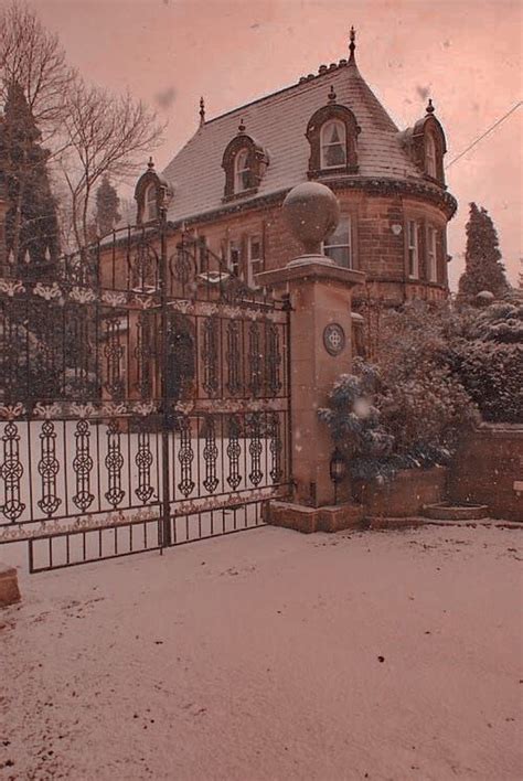 Pin By 𝐌ıꙆꙆ𝗶ᧉ On ᵎ🦄̶͓࣪ 𝐃rᧉɑꭑs Cɔꭑᧉ 𝐓ruᧉ ˖࣪ ٚ Victorian Homes