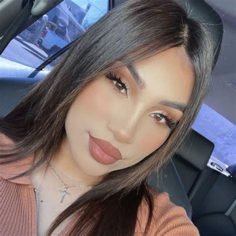 Laisha Real On Threads