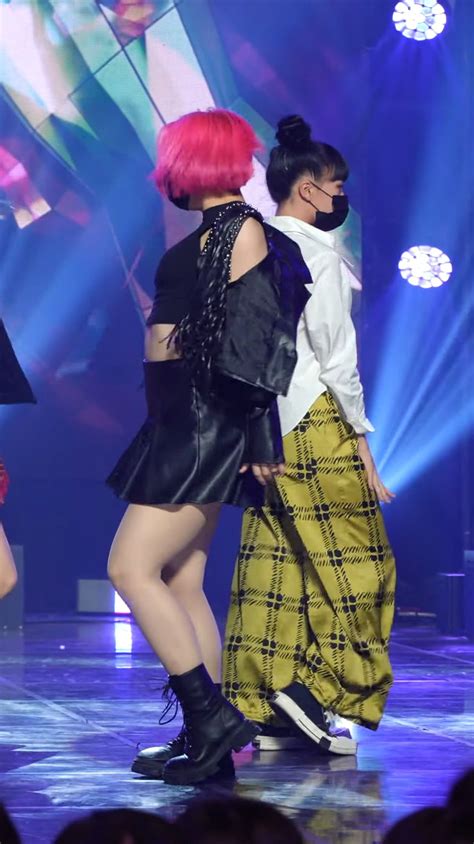 Alexa Kpop Back In Vogue Dancer Fashion Dancer Vogue