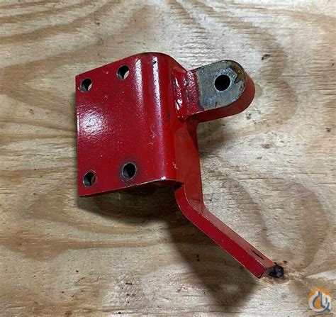 Manitowoc Bracket Miscellaneous Parts Crane Part For Sale In Cleveland