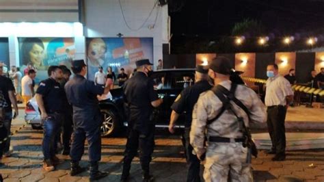 Pistoleiros Executam Homem Na Fronteira Com 26 Tiros De Pistola Na