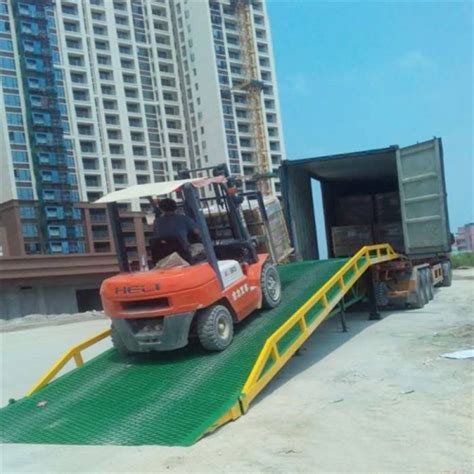 12t 트럭 포터블로드 및 언 로딩 카고 램프 의 고품질 12t 트럭 포터블로드 및 언 로딩 카고 램프