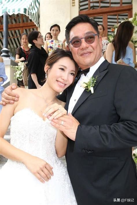 TVB宮女李美慧與大25歲百億老公帶女兒去法國滑雪度假