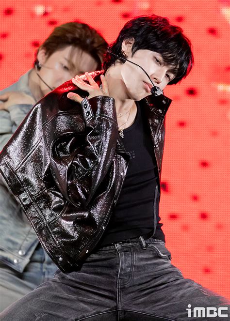 포토 라이즈 컴백 붐 붐 베이스 무대 모음