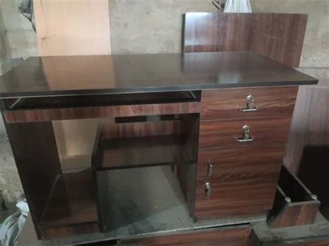 Particle Board Computer Table With Storage At Best Price In Howrah