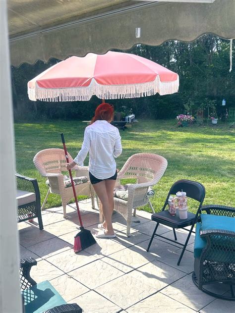 Blushing Dakota On Twitter The Farmer Is Always Creeping On Me He Sent Me This And Then The