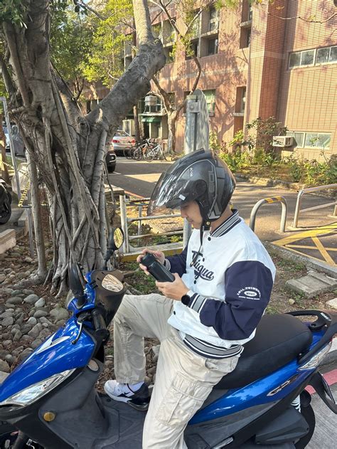 Scooter Rider Object Detection Model By Distracted Scooter Rider