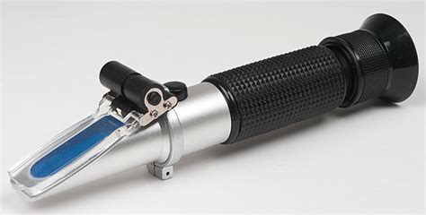 Dual Scale Refractometer With Atc